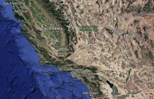 ¿Por qué se ha formado un lago en uno de los lugares más secos del ...